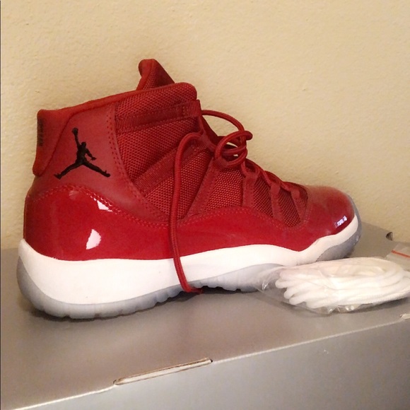 Jordan | Shoes | Jordan Breads 1 | Poshmark